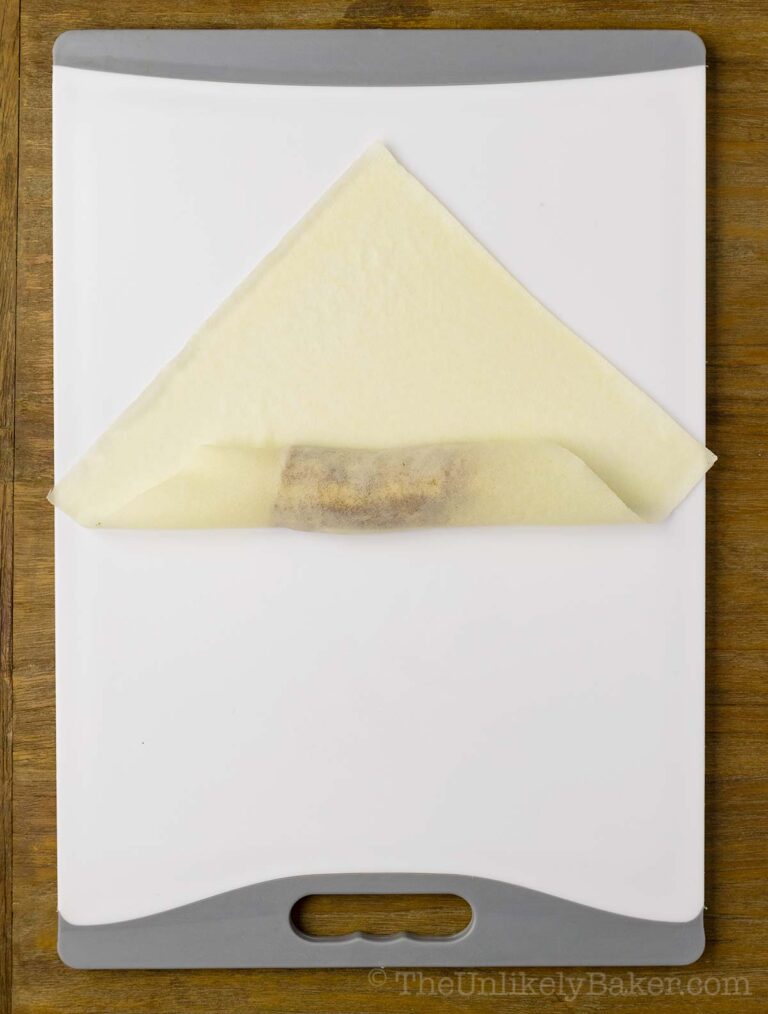 Turon (Filipino Banana Lumpia)