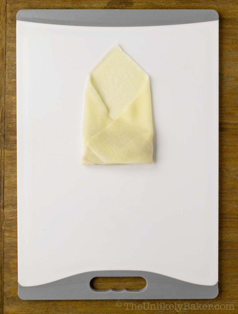 Turon (Filipino Banana Lumpia)