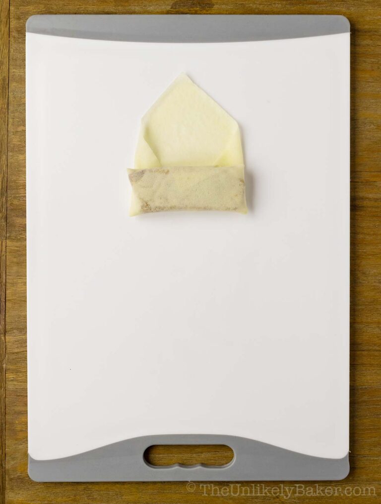 Turon (Filipino Banana Lumpia)