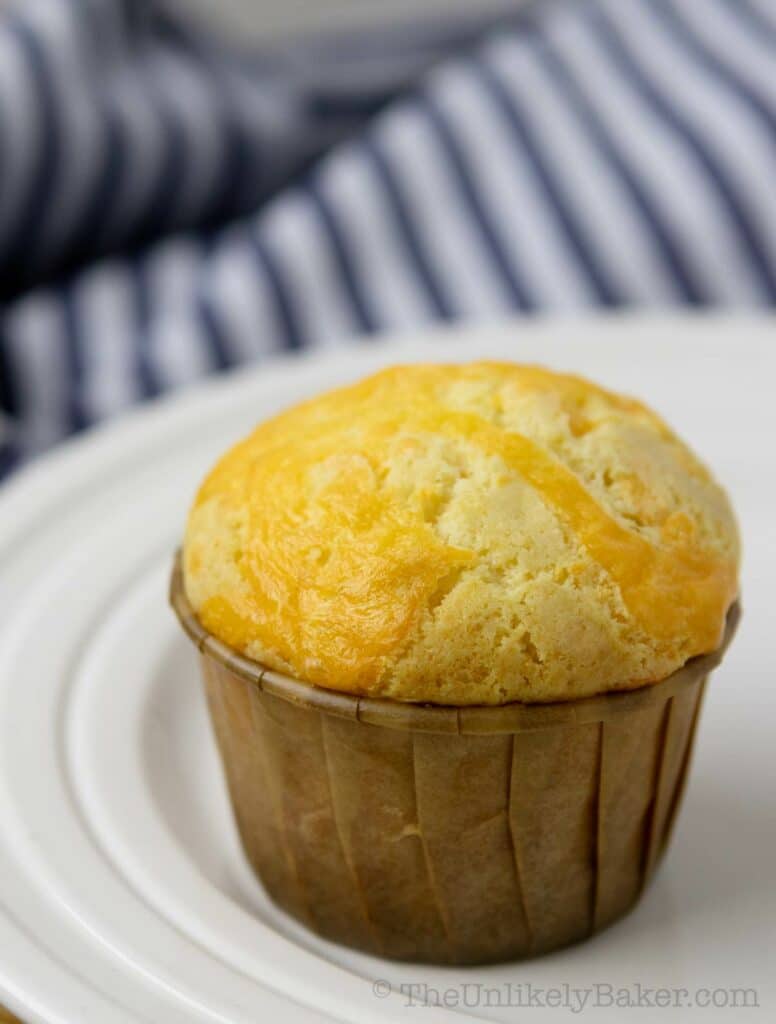 Cheese Cupcakes - The Unlikely Baker®